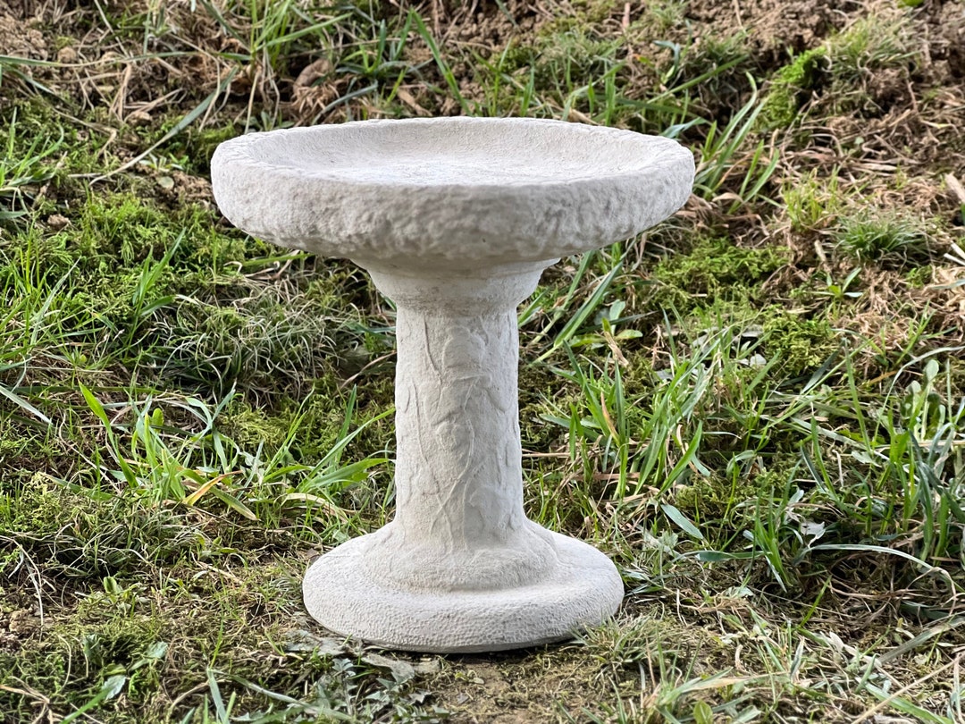 Stone Bird Bath Sculpture Concrete Birds Drinker Garden Statue Cement ...