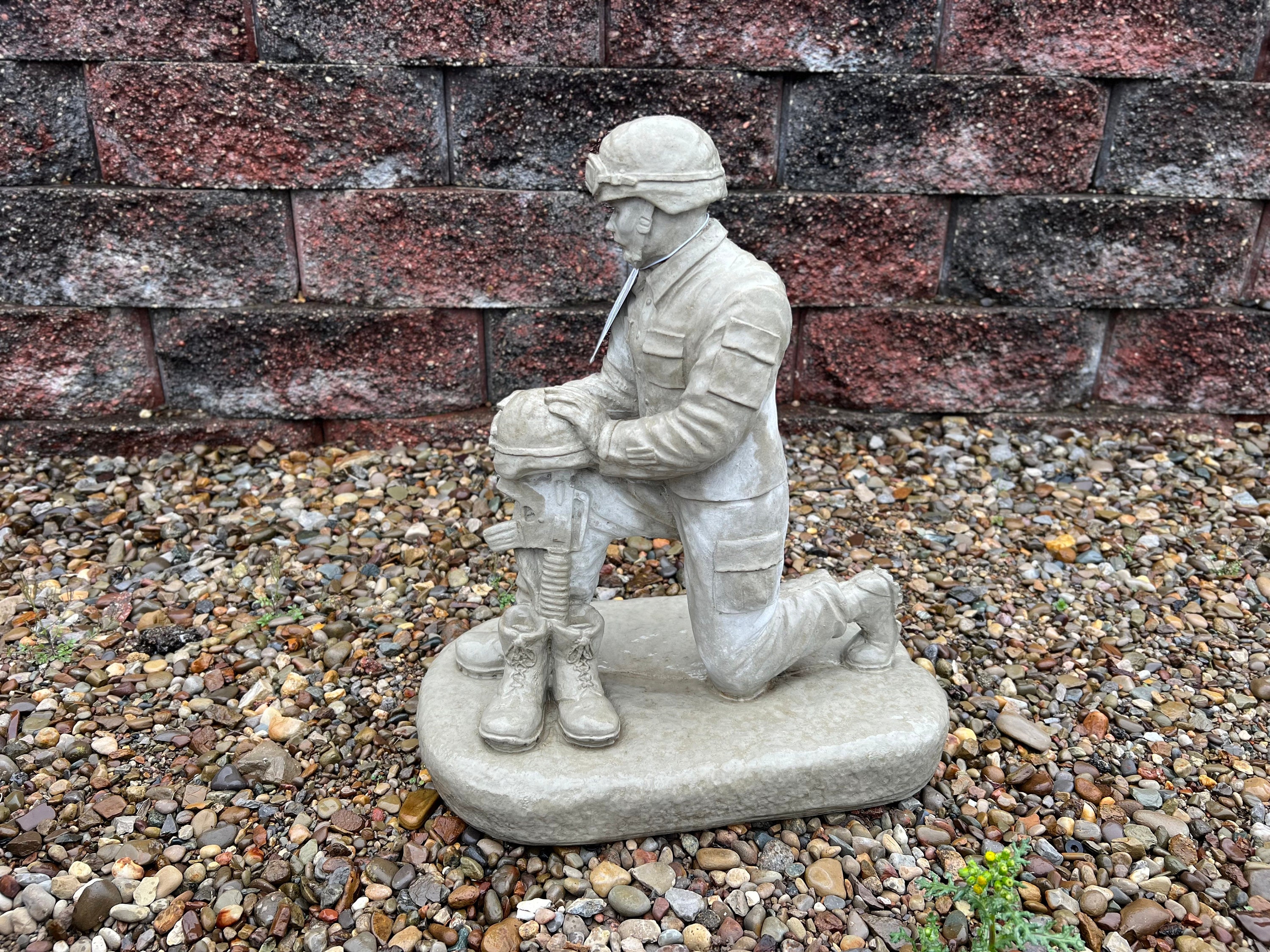 Stone Soldier Statue Memorial Grave Decoration Concrete Military ...