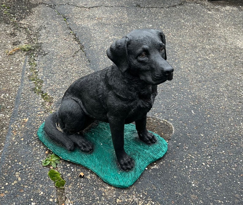 Chocolate Labrador Statue Black Labrador Retriever Garden Sculpture ...