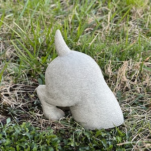 Concrete Digging Dog Statue Stone Funny Dog Figurine Garden Cement ...