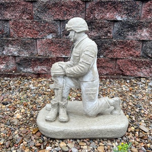 Stone Soldier Statue Memorial Grave Decoration Concrete Military ...