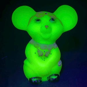 Nancy Fenton Burmese Mouse - Etsy