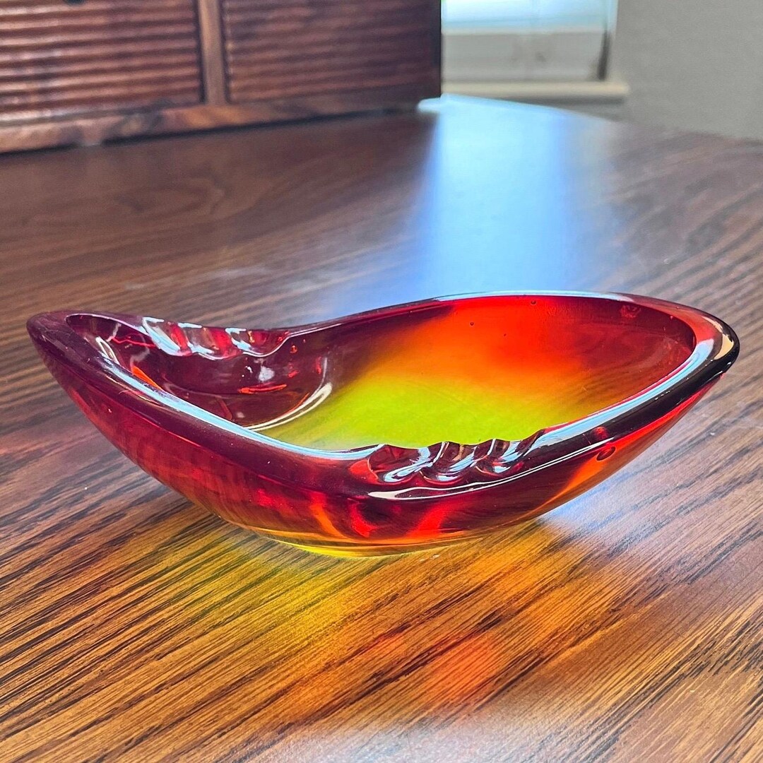 L.E. Smith Depression Glass Amberina Ashtray - Etsy