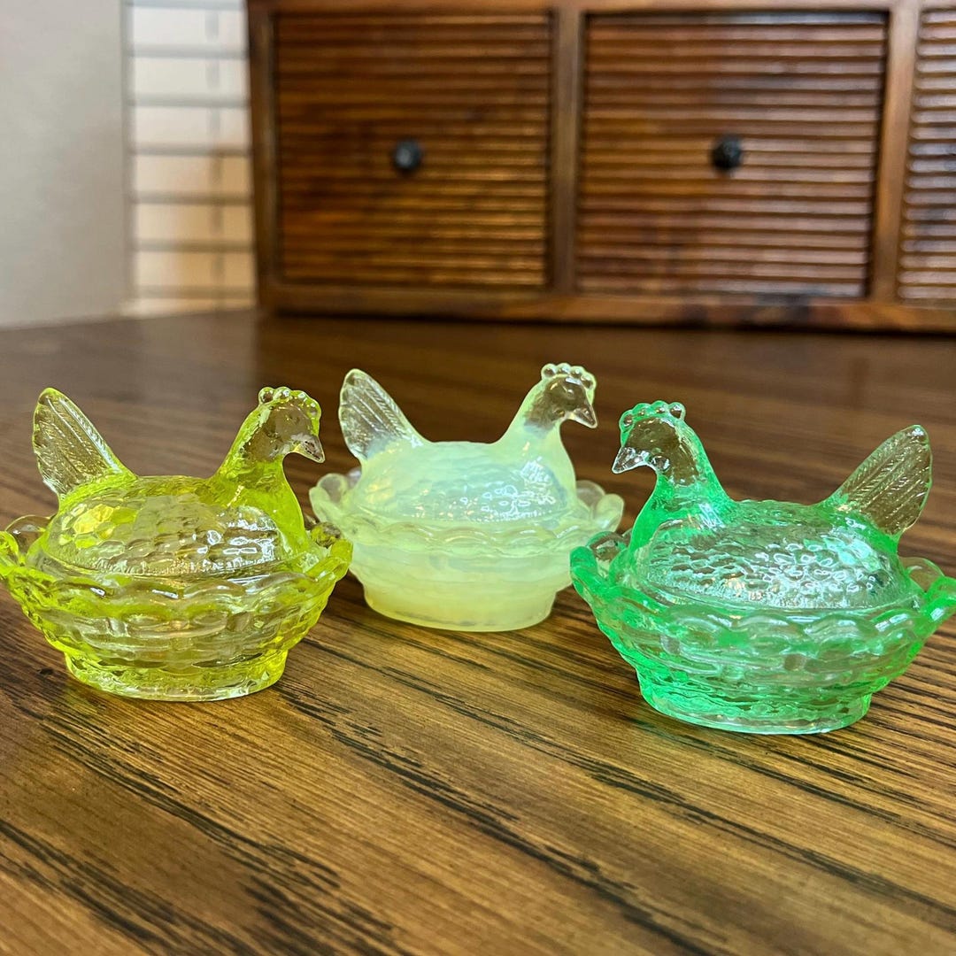 3pc Boyd Glass Uranium Hen on Nest Salts - Etsy