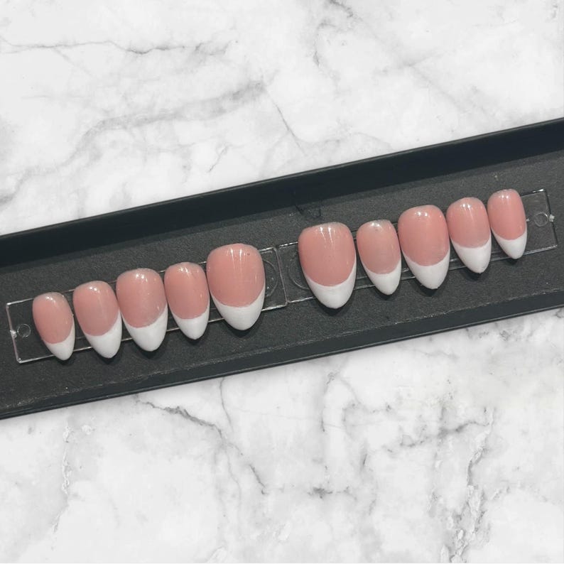 French Manicure Press on Nails Set - Elegant French Tips - Reusable ...