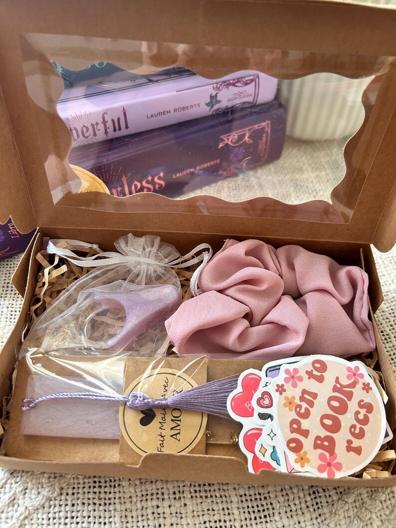 Minimalist Reading Kit | Solid Color Resin Bookmark With Gold Foil ...