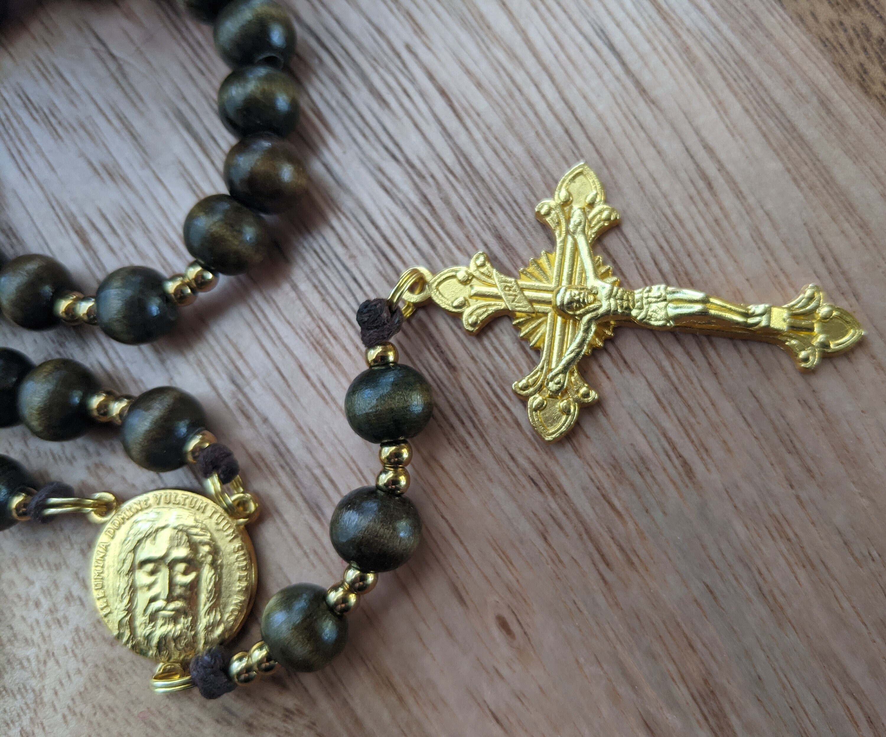 Holy Face Chaplet Rosary Indulgenced Prayer Handmade Rosary - Etsy