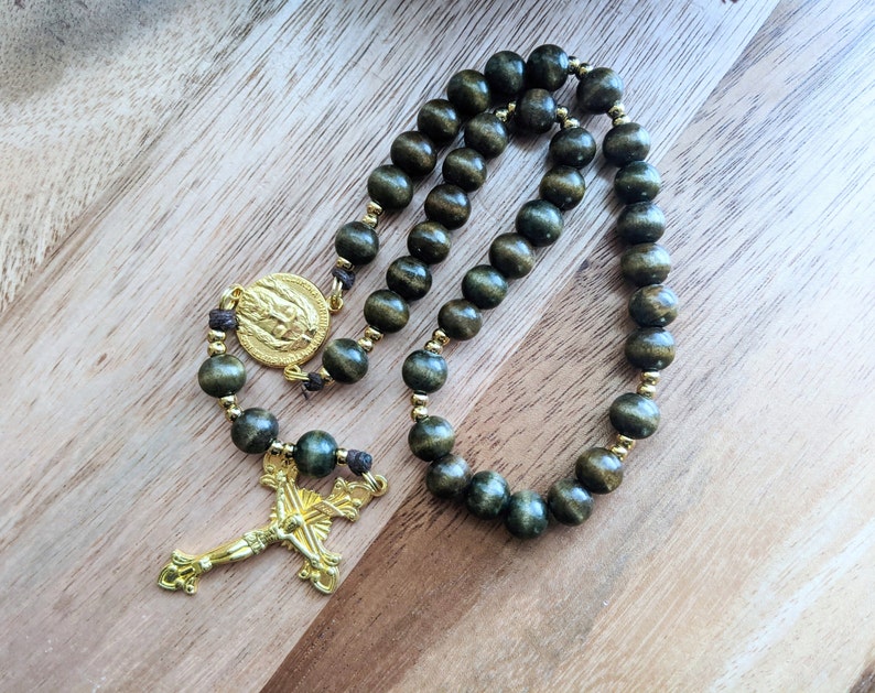 Holy Face Chaplet Rosary Indulgenced Prayer Handmade Rosary - Etsy