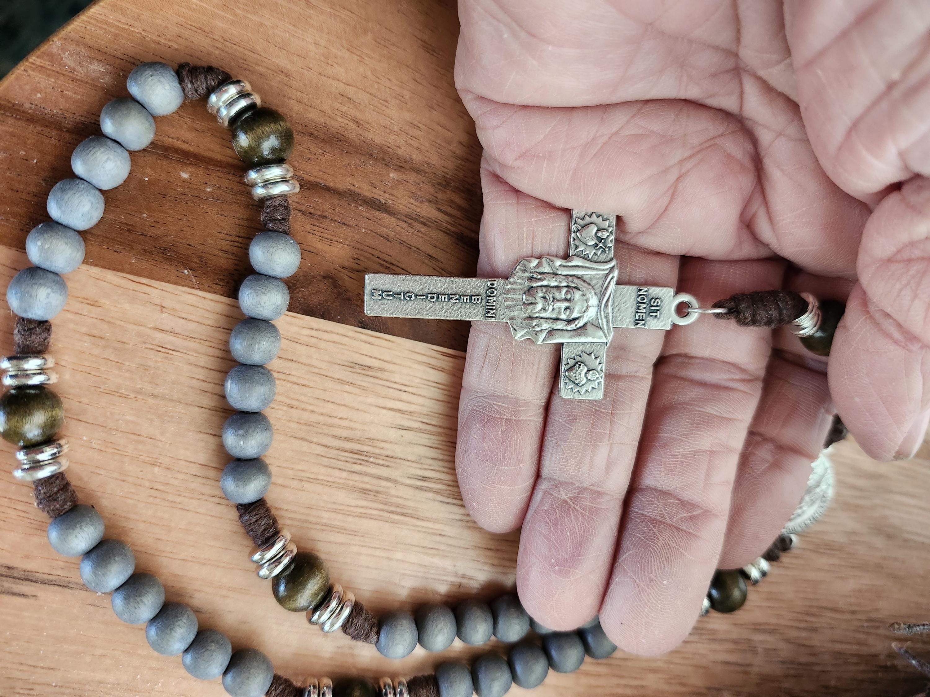 Holy Shroud Image Holy Face Rosary/ Chaplet Holy Face Center/unique ...