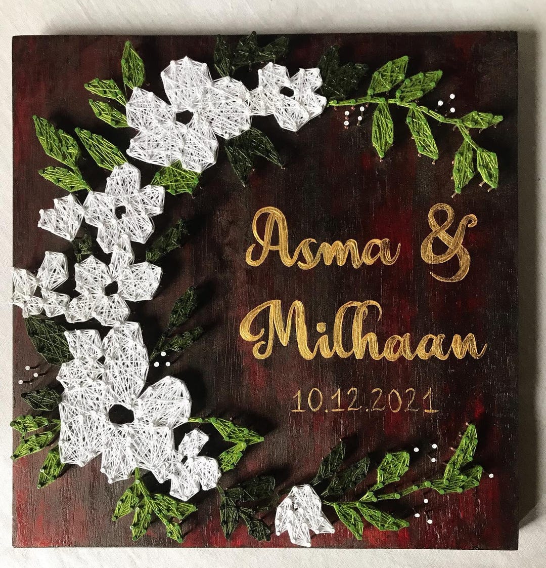 Custom Family Name String Art Sign With White or Coloured Floral Wreath ...