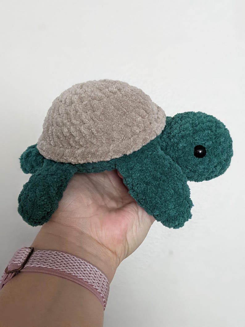 Crochet Sea Turtle Plushies | FOUR SIZES | Made to Order - Etsy