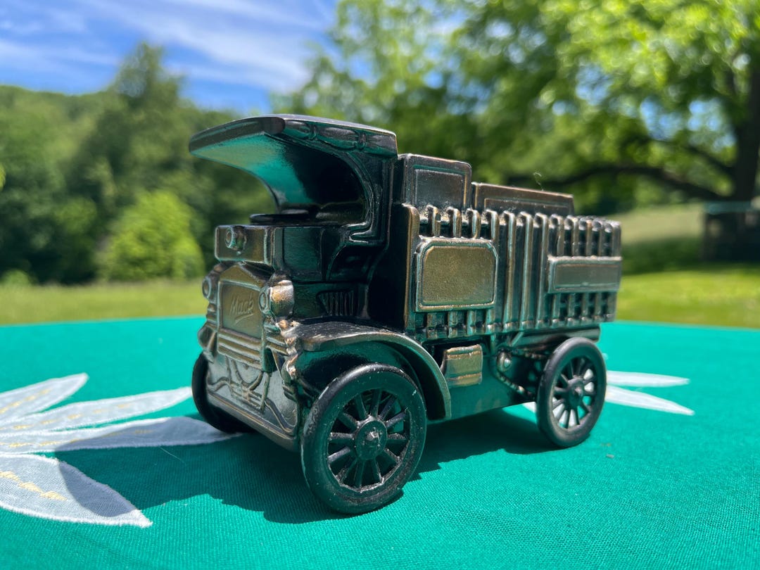 Vintage 1974 Banthrico Mack Truck Coin Piggy Bank 1906 Collectible ...