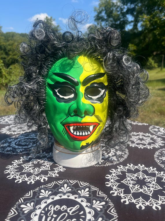Vintage 70s/80s Plastic Halloween Mask Green Yellow V… - Gem