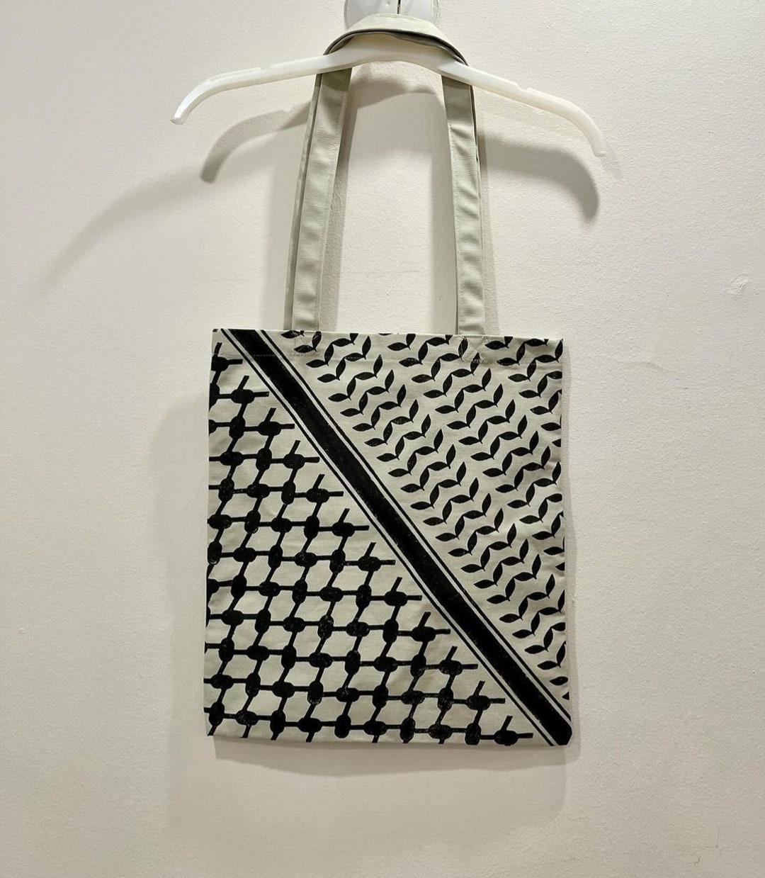 Palestine Canvas Bag, Kufiya Printed Pattern, Handmade Palestinian Gift ...