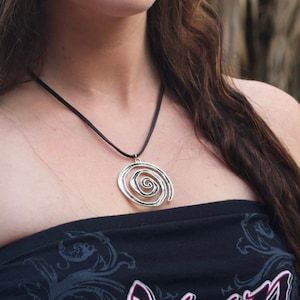Vintage Antique Style Abstract Spiral Pendant Necklace - Etsy