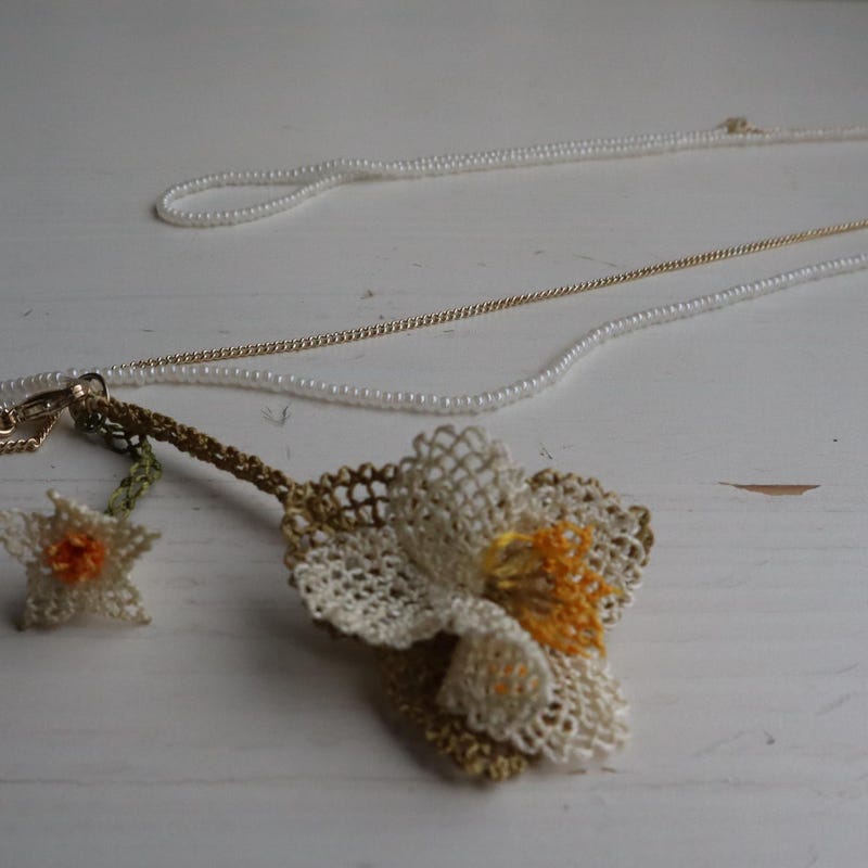 Needle Lace Necklace - Etsy