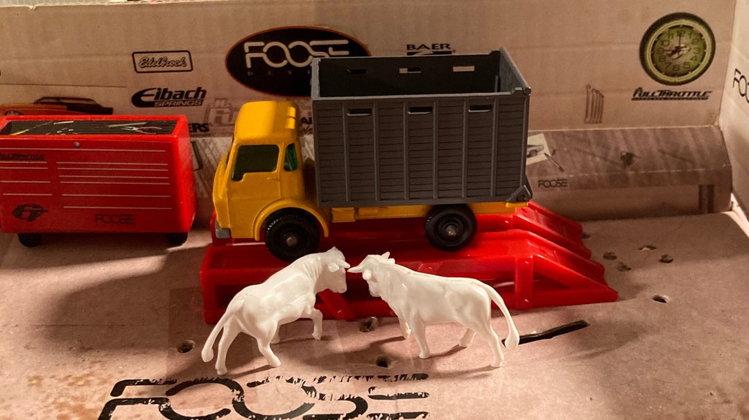 Matchbox #37 Dodge Cattle Truck With Cows - Etsy