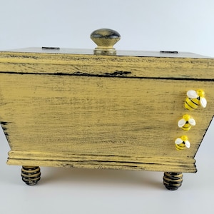 Bumblebee Keepsake Box, Pine Wood, Distressed Yellow Antique Finish ...