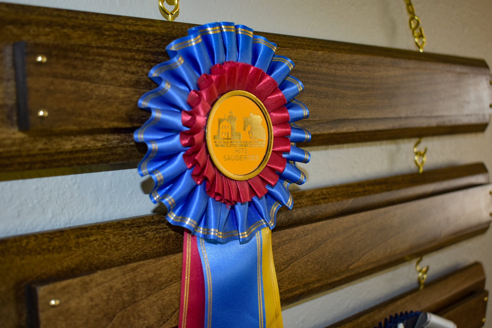 Handcrafted Poplar Hardwood Wooden Ribbon Display Rack - Wall Hanging ...
