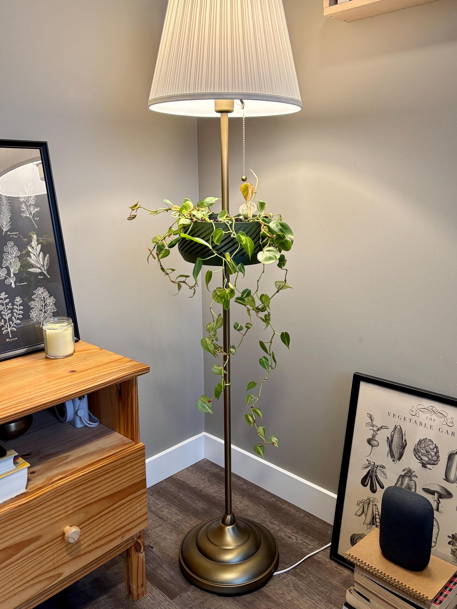 Plant Pot for Standing Lamps - Space-saving 3D Printed Indoor Planter ...