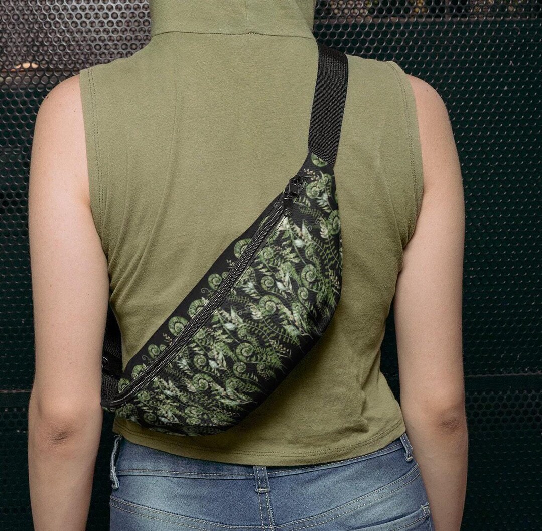 Green Ferns Fanny Pack, Dark Cottagecore, Botanical Print Crossbody Bag ...