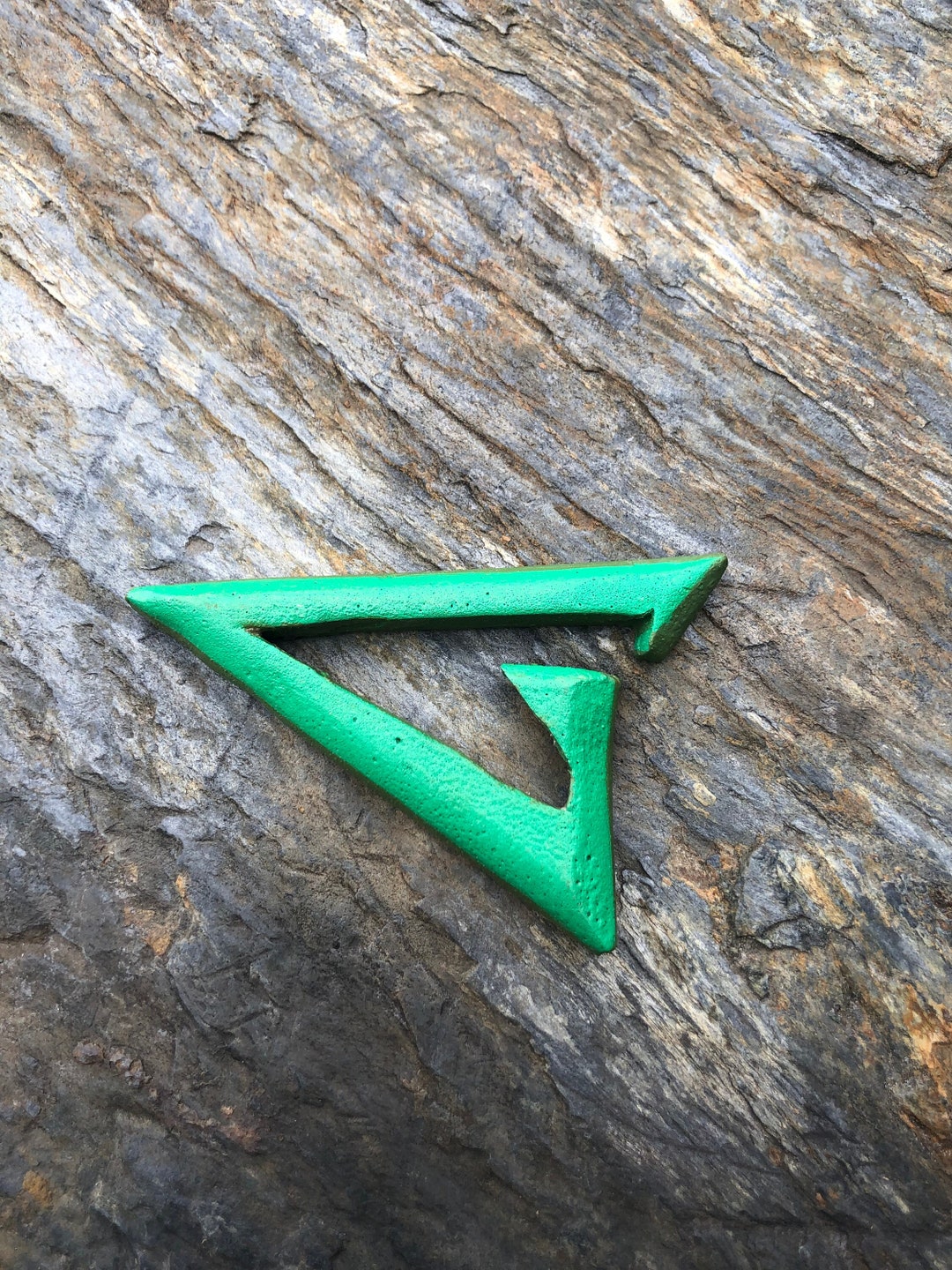 Handmade Green Arrow Emblem/trowing Star! Made From Plaster/plastic! - Etsy