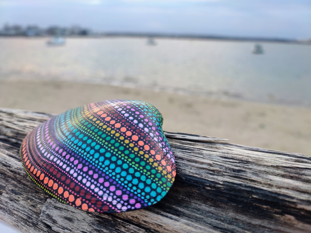 Hand Painted Rainbow Clam Shell - Etsy