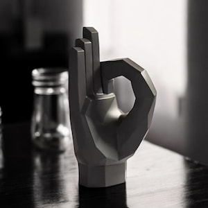 Decorative Desktop Sculpture | Living Room Tabletop Figurine | Home ...