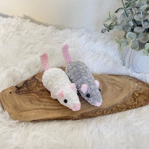Crochet Rat Plushie, Small Mini Crochet Mouse Plush Rodent, Gray White ...