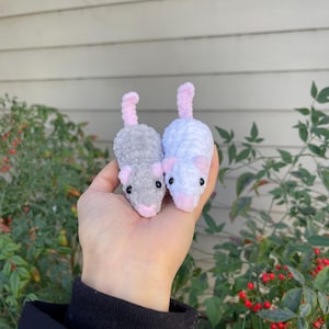 Crochet Rat Plushie, Small Mini Crochet Mouse Plush Rodent, Gray White ...