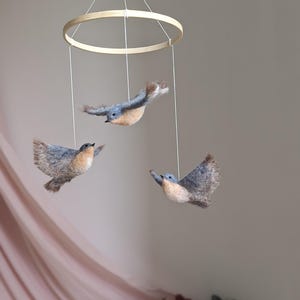 Flying Birds Mobile, Bird Theme Nursery, Bluebirds Baby Mobile, Felt ...