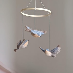 Flying Birds Mobile, Bird Theme Nursery, Bluebirds Baby Mobile, Felt ...