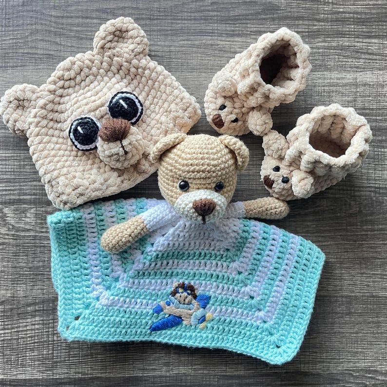 Adorable Bear Baby Booties - Hat - Comforter - DIY Crochet Pattern - Etsy