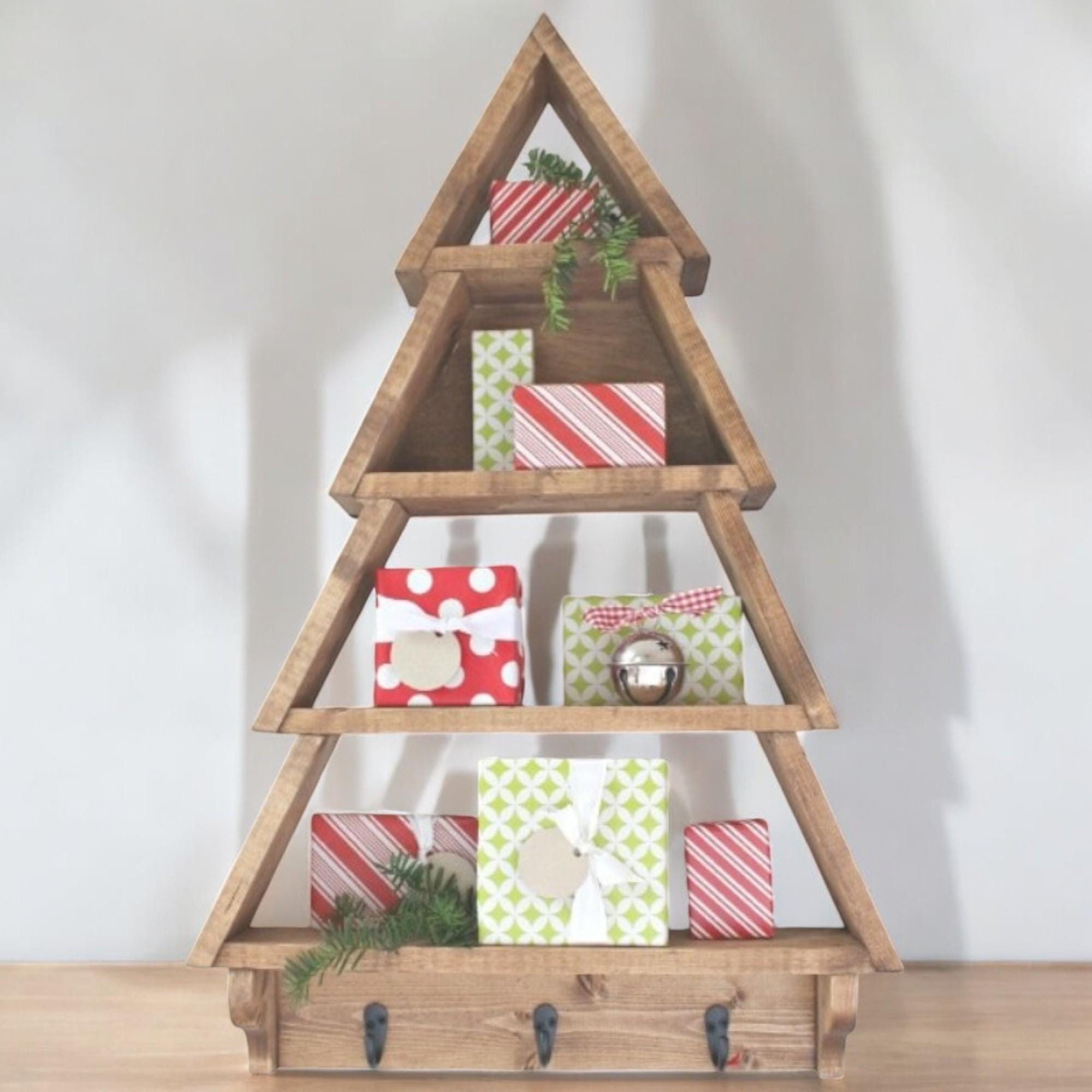 Christmas Tree Shelf, Christmas Decor DIY Plans, Tree Shelf Hanger ...