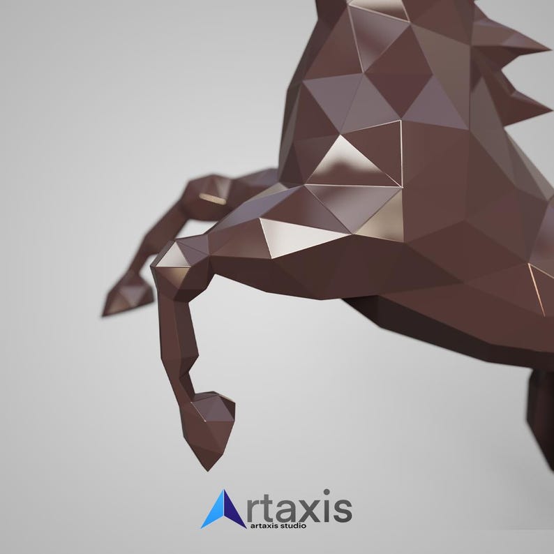 Modèle de sculpture de cheval low poly : bricolage en métal/création en ...