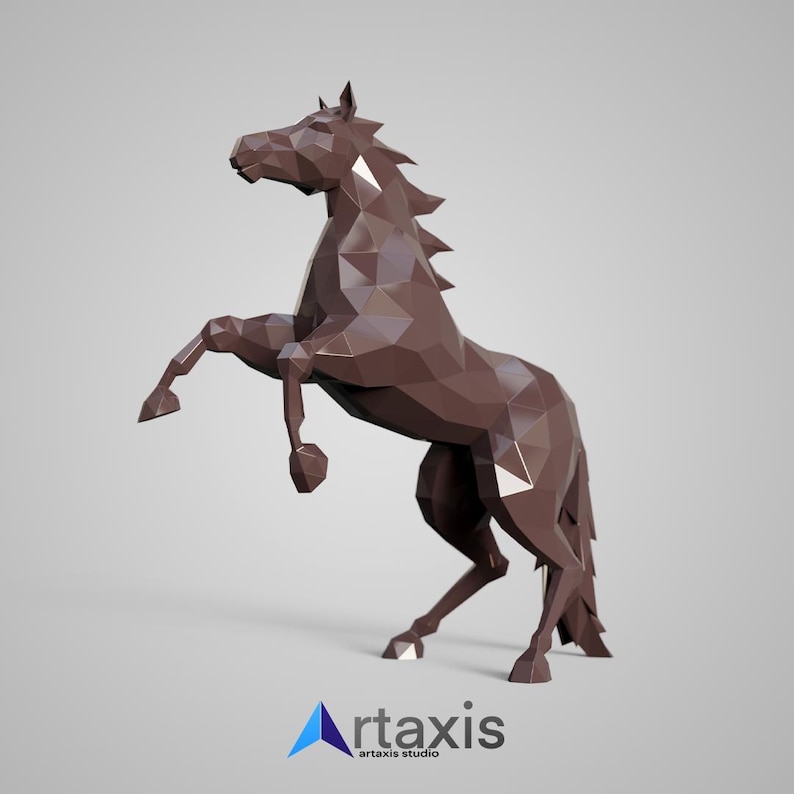 Modèle de sculpture de cheval low poly : bricolage en métal/création en ...