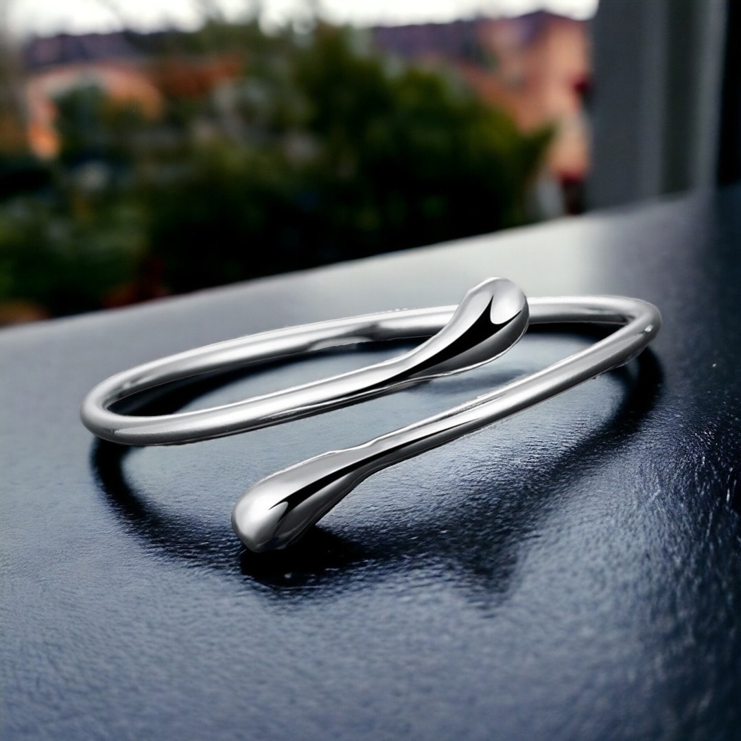 Sterlling Silver Teardrop Bangle Shiny Silver Adjustable Bangle for ...