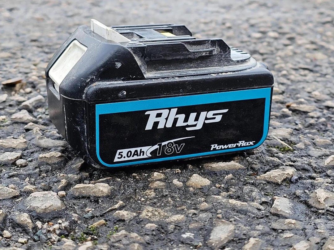 Personalised Battery Stickers Compatible With Makita 18v LXT Batteries ...