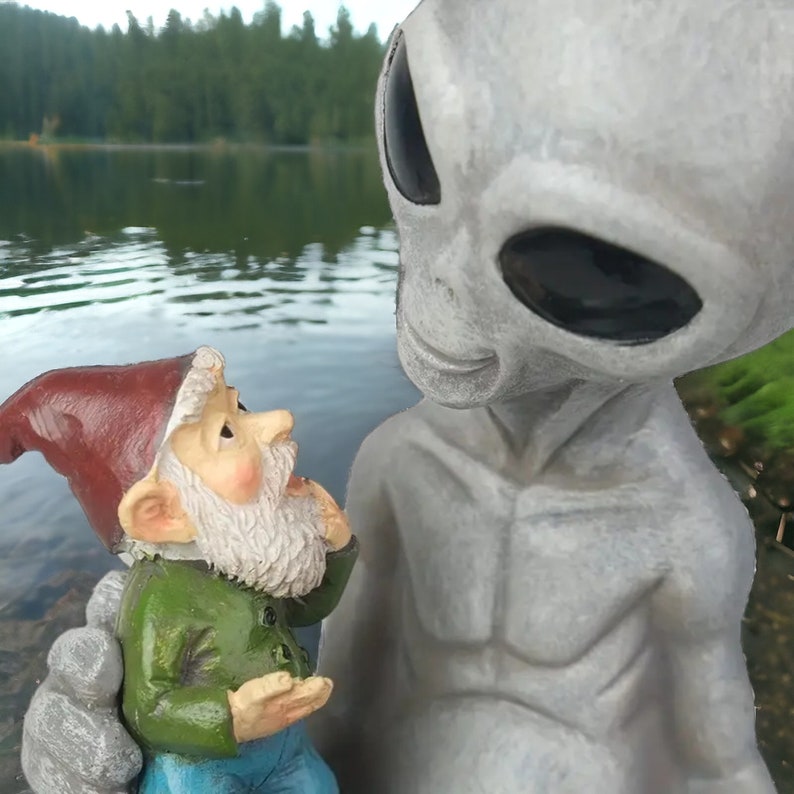Alien Holding Dwarf Garden Statue Unique Outdoor Yard Decor Quirky Lawn ...