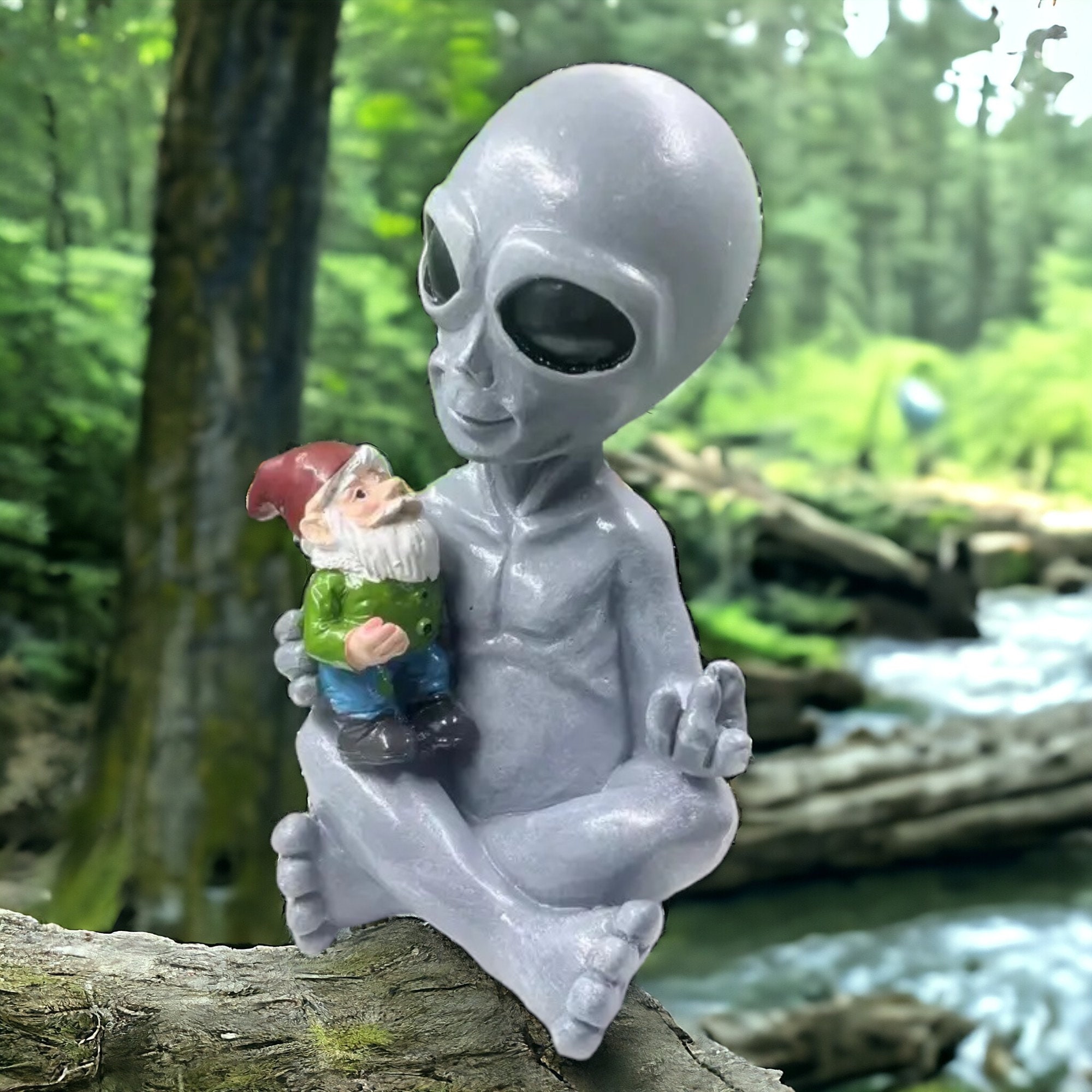 Alien Holding Dwarf Garden Statue Unique Outdoor Yard Decor Quirky Lawn ...