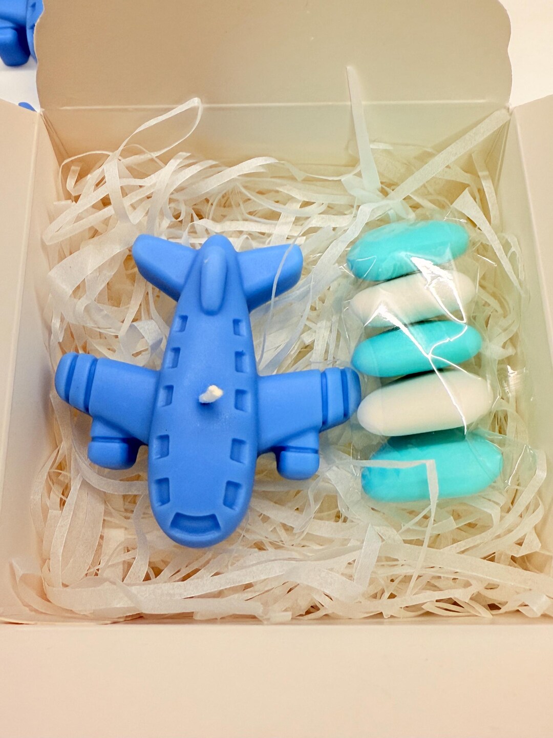 ODORLESS AIRPLANE CANDLE With Box, Confetti and Personalized Tag ...