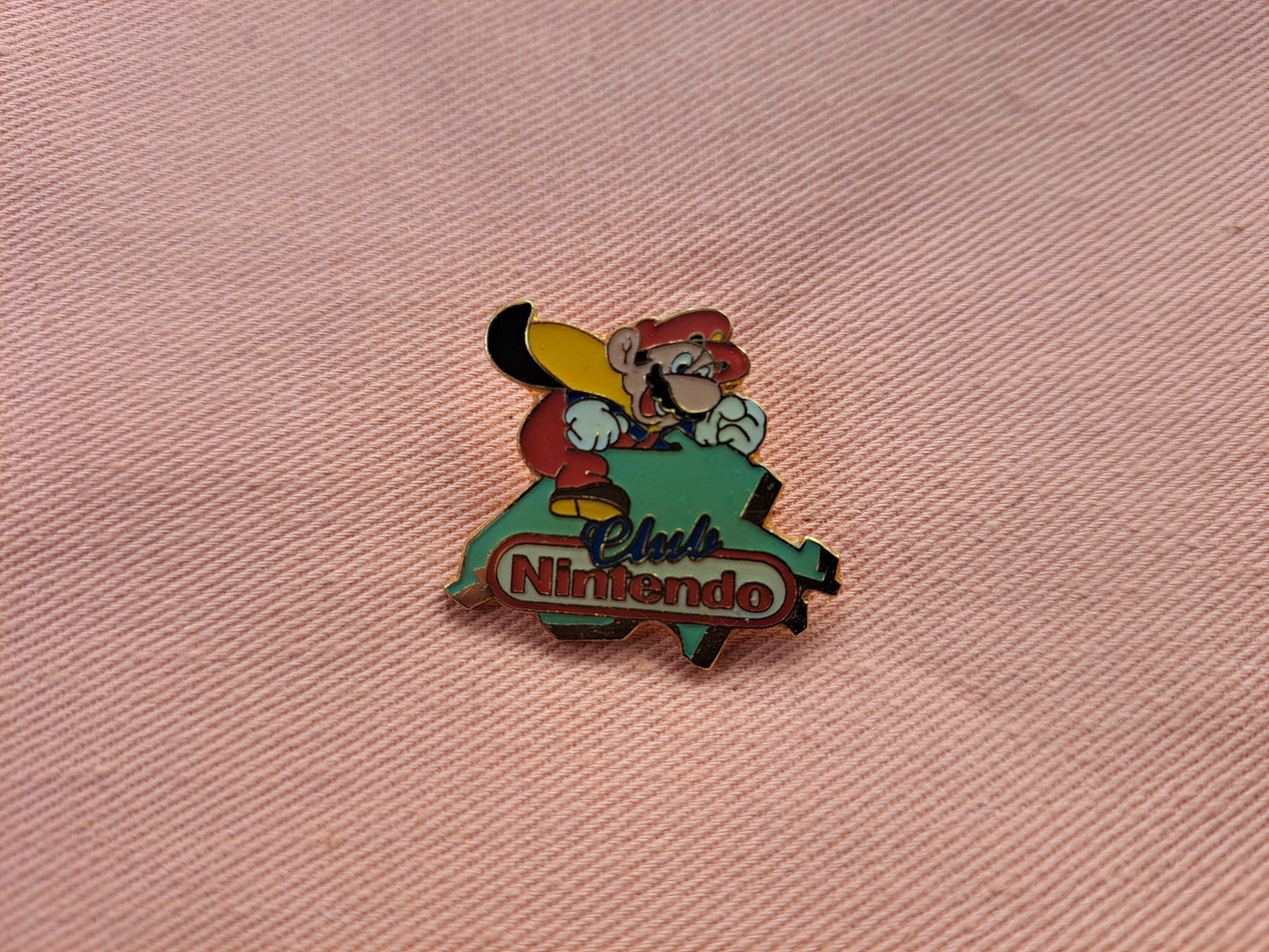 Super Mario, Nintendo Club, Gaming, Pin, Logo Pin, Badge, Button, Pin ...