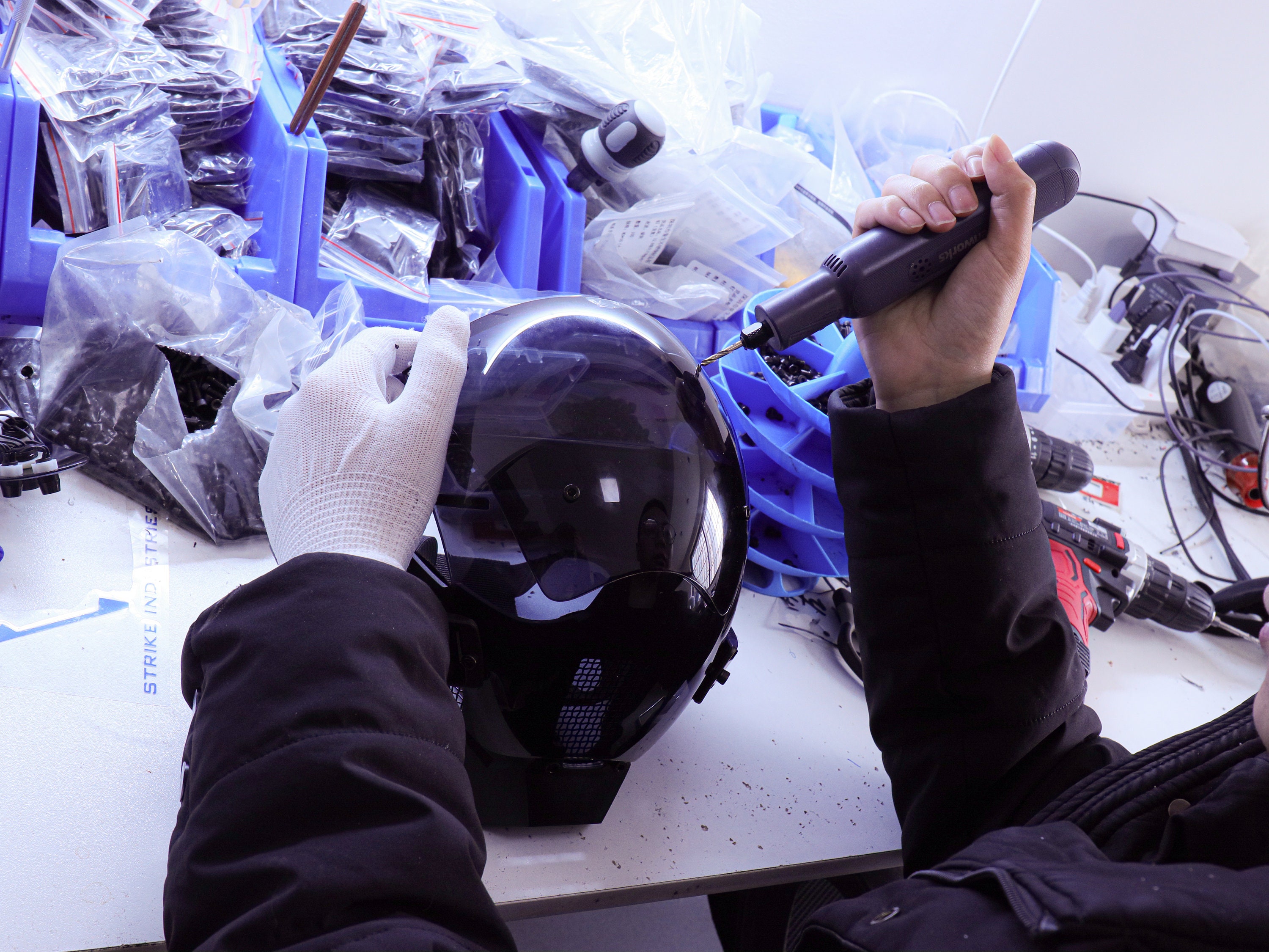 White Cyberpunk Mask, Rave Ninjahelmet, Black Warrior Full Face Mask ...