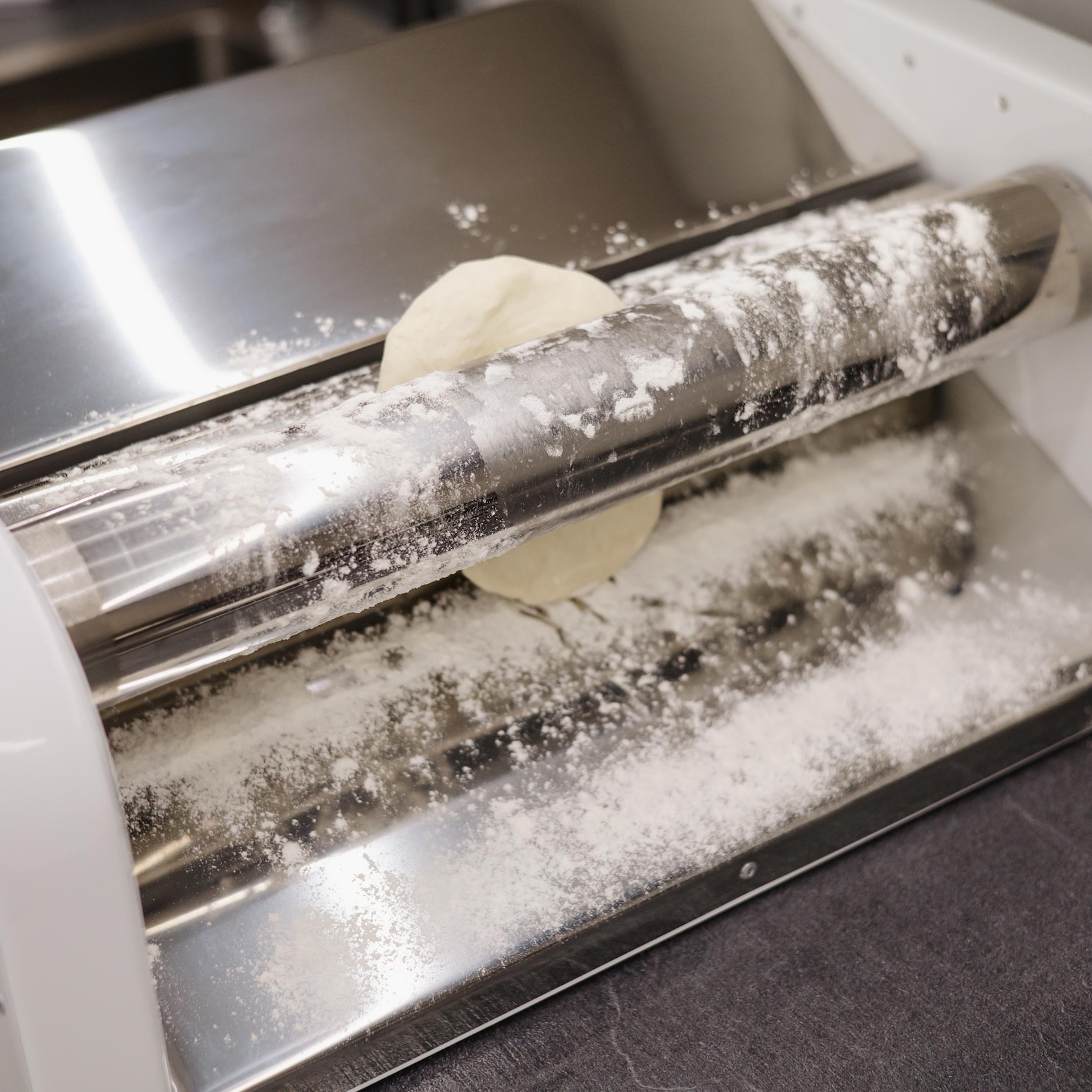 Dough Roller Machine, Manual Dough Sheeter, Pastry Roller, Pizza Maker ...