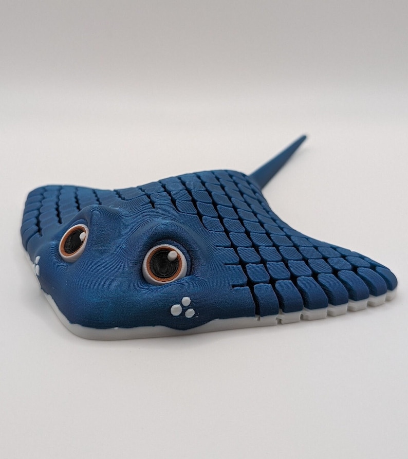 Articulated Manta Ray 3d Print With Base - Etsy