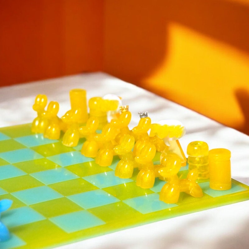 Resin Chess Set - Etsy