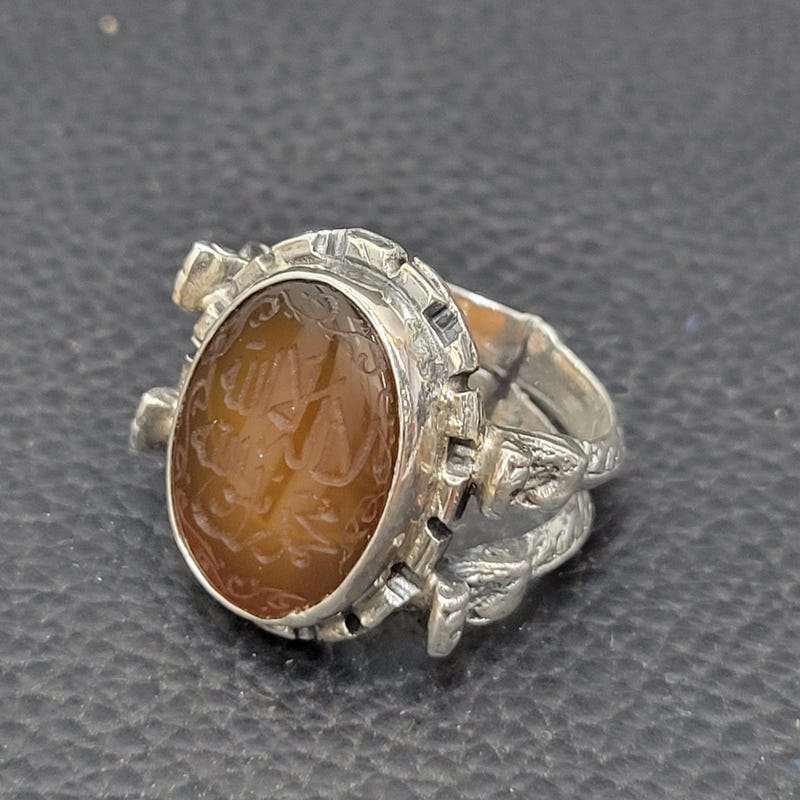 Intaglio Glass Ring - Etsy