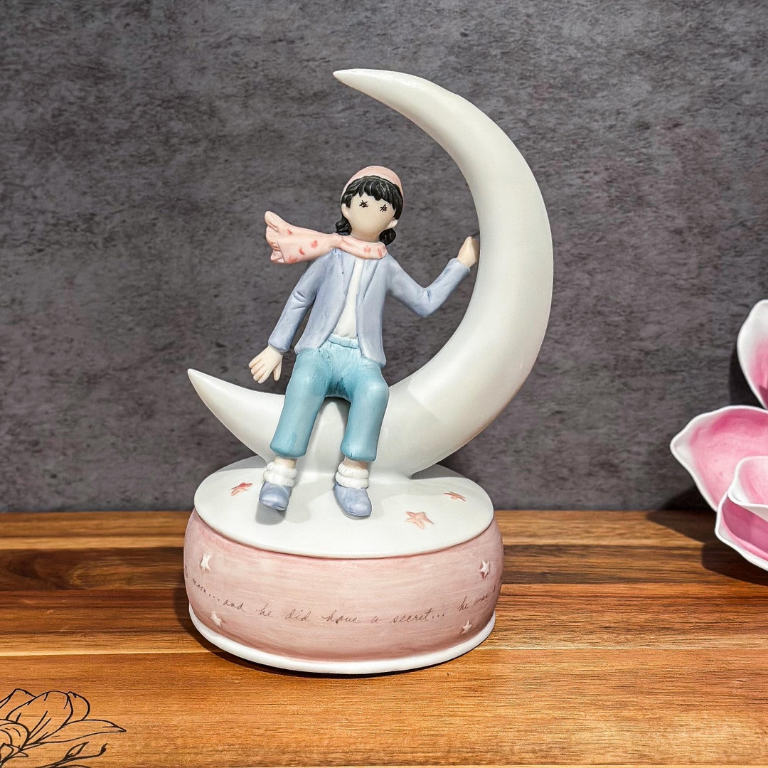 Vintage Flavia Weedn Porcelain Music Box: Boy on Moon, "somewhere in ...