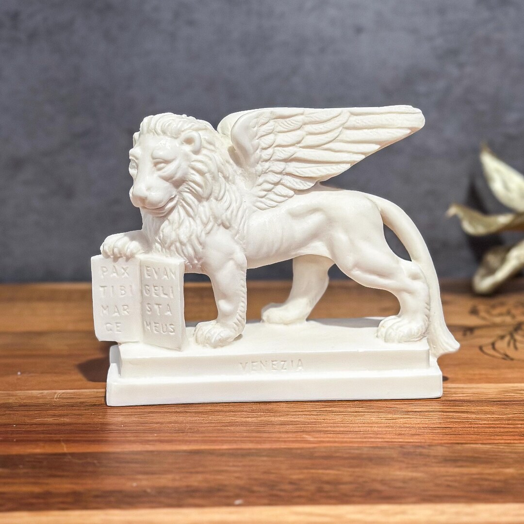 Vintage Lion of St. Mark Alabaster Sculpture G. Ruggeri Winged Lion ...
