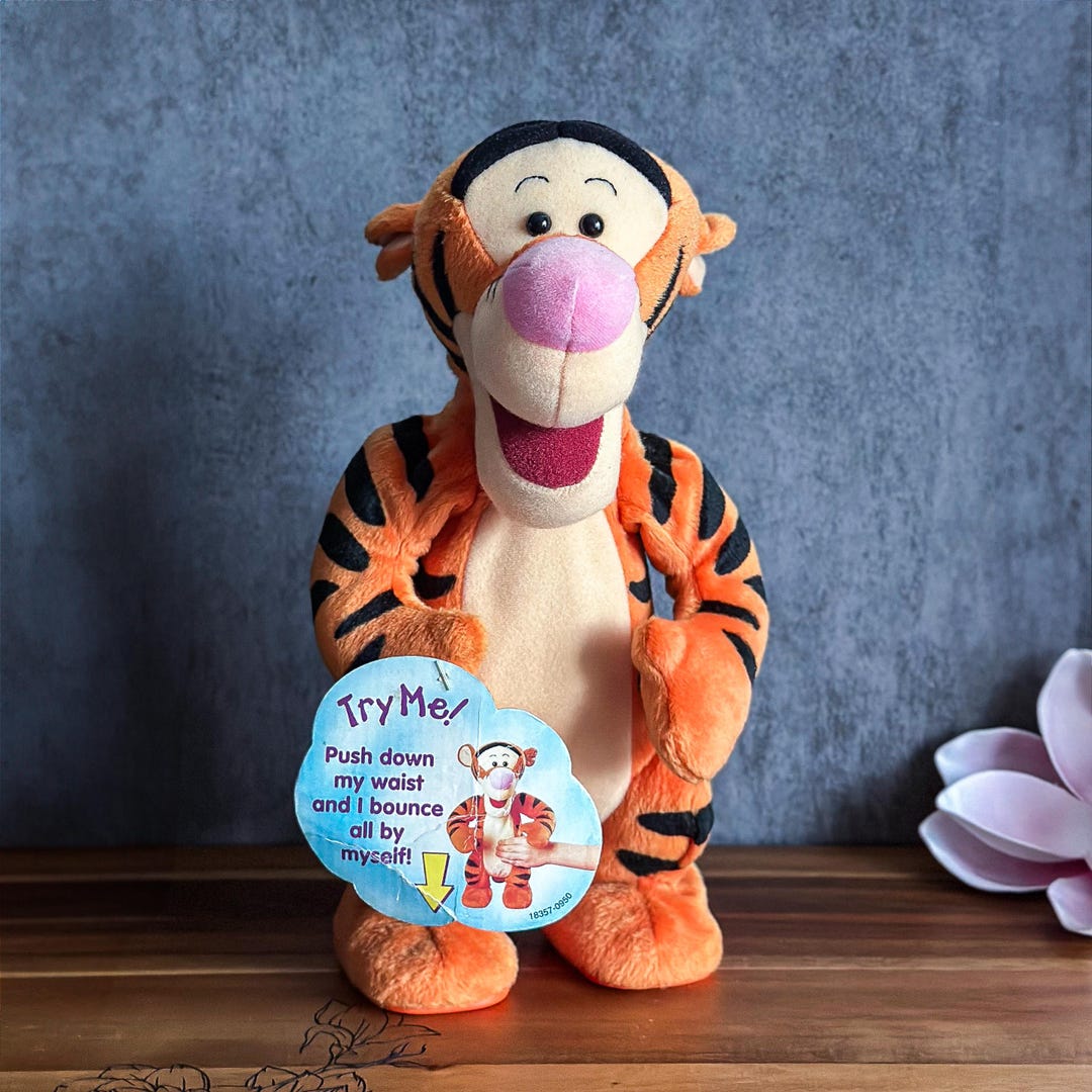 Vintage Bounce Around Tigger 1998 Mattel Winnie the Pooh Toy Talking and Bouncing Tigger ...